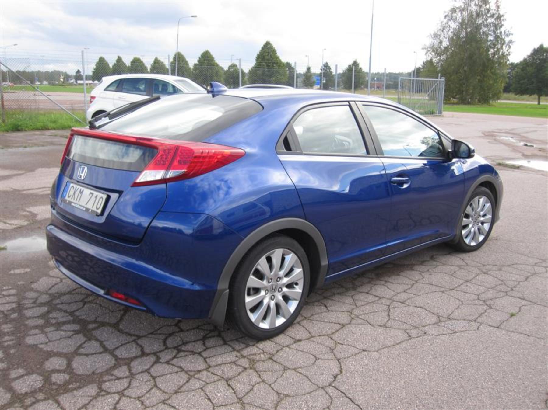 Honda Civic 1.8 i-VTEC -12