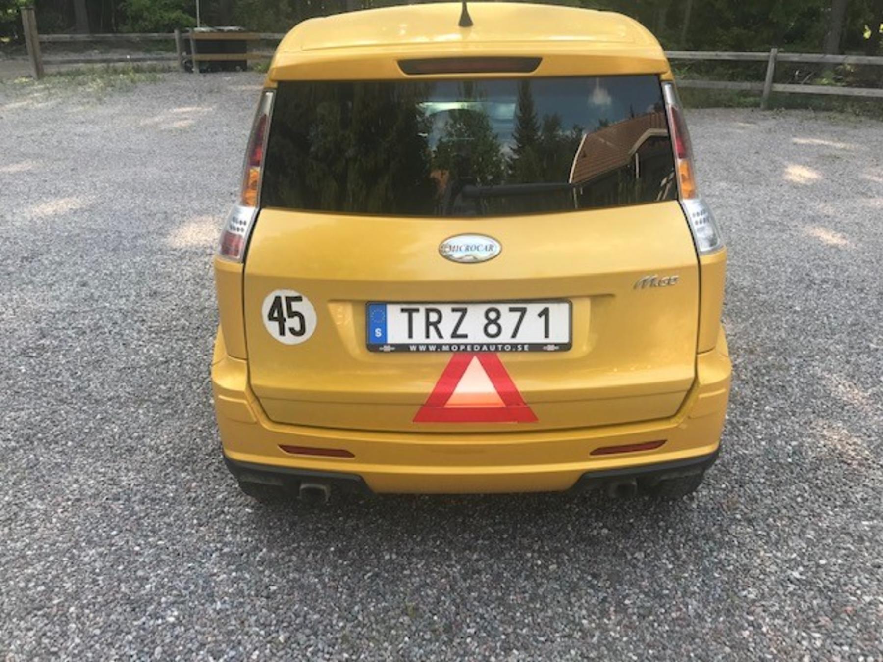 Microcar M.GO 0.5 Yanmar 5hk Moppe Bil -09