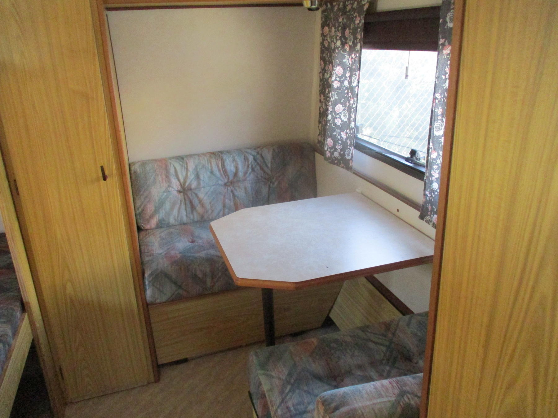 Husvagn CABBY 550 DLX -90